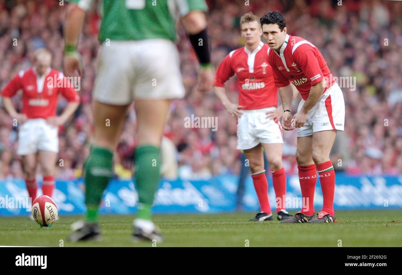 SIX NATIONS WALES V IRELAND SIMON JONES ABOUT TO TAKE A PENALTY 19/3 ...