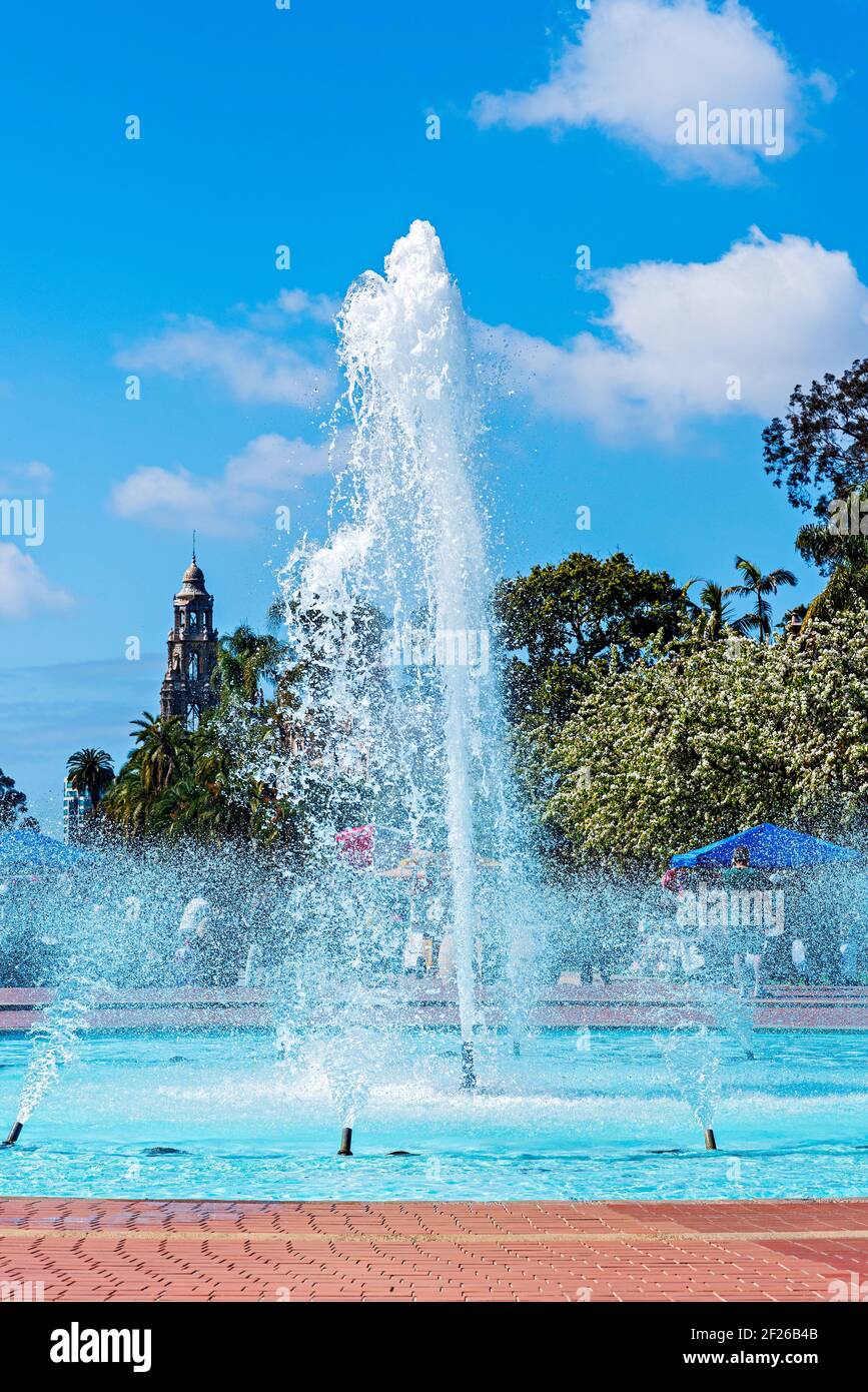 Fountain shooting water into the sky Stock Photo - Alamy