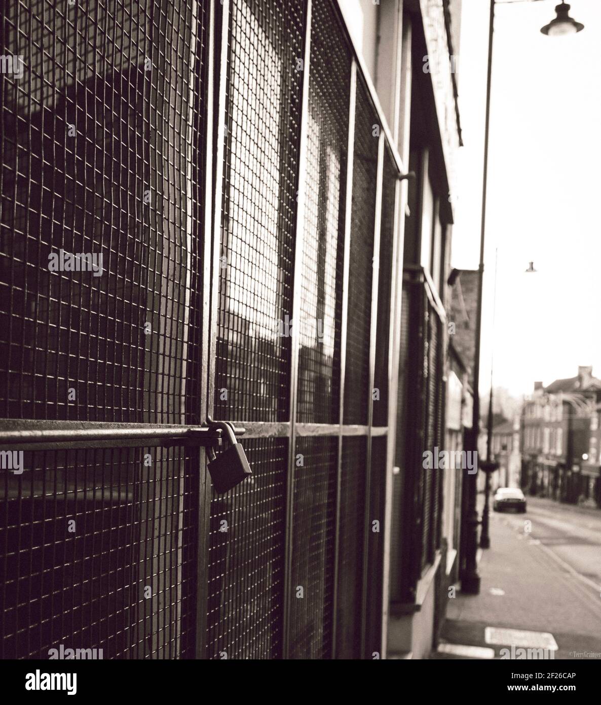 Mesh shutter hi-res stock photography and images - Alamy