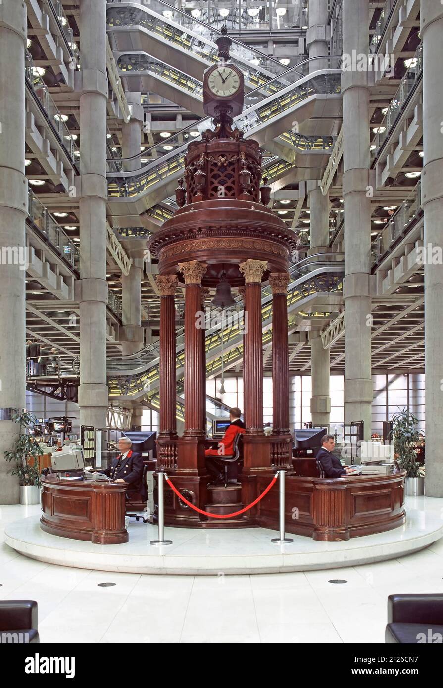 Lloyds of london building history hi-res stock photography and images ...