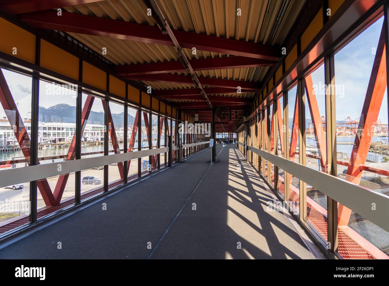 Waterfront station SeaBus Terminal connecting bridge Stock Photo - Alamy