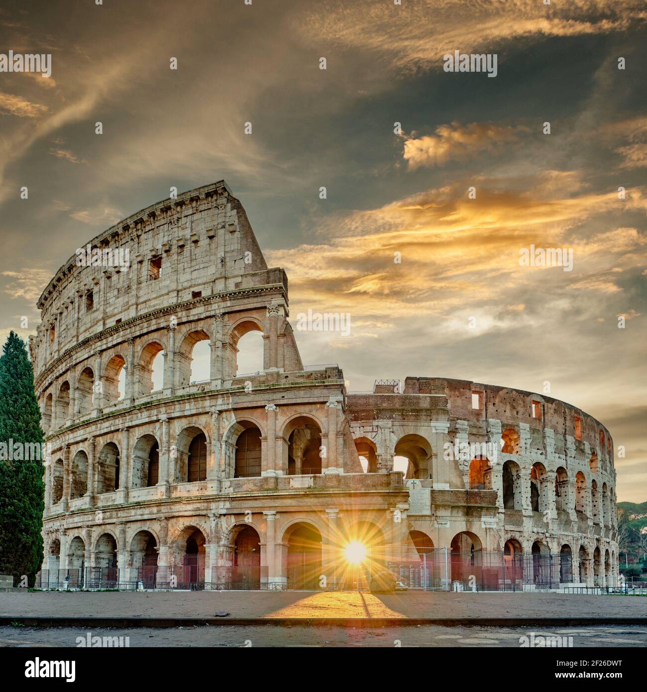 Colosseum at sunrise in Rome Stock Photo - Alamy