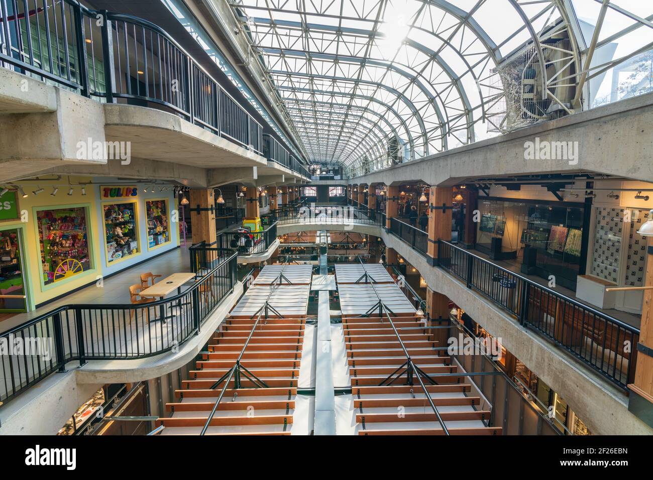 Inside the Lonsdale Quay Public Market Place Stock Photo - Alamy