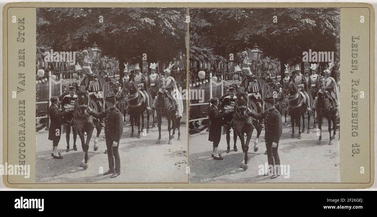 Some dressed as knights hi-res stock photography and images - Alamy