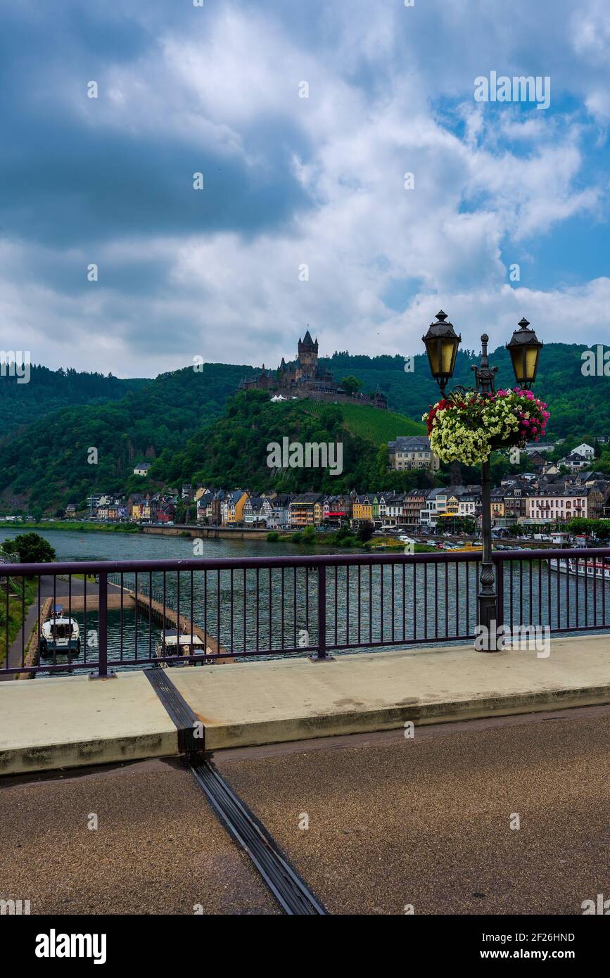 Panoramic view cochem castle hi-res stock photography and images - Alamy