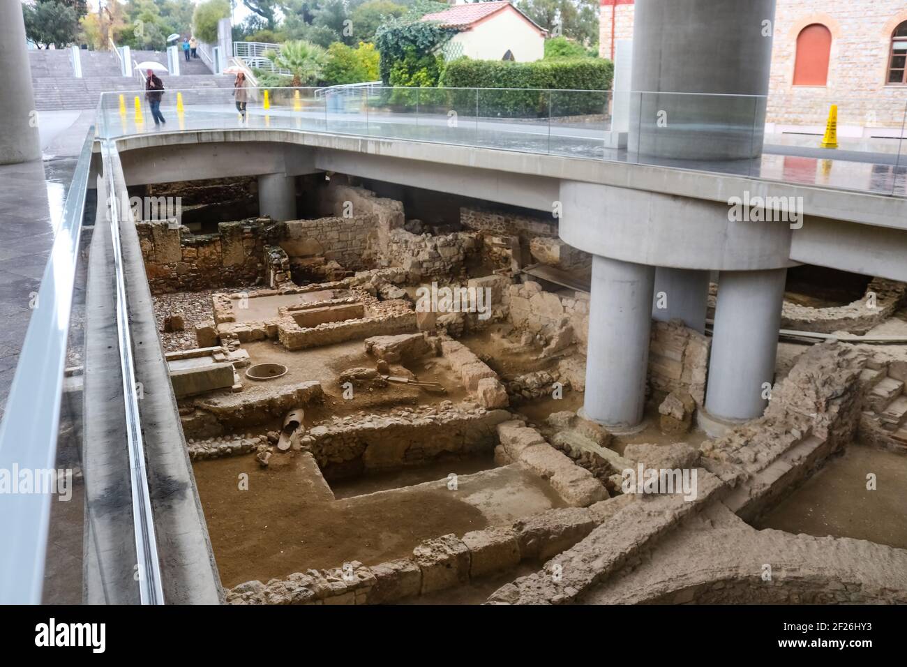 Parthenon marbles rain hi-res stock photography and images - Alamy