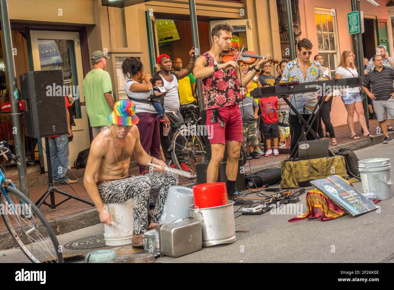 New orleans street musicians hi-res stock photography and images - Alamy