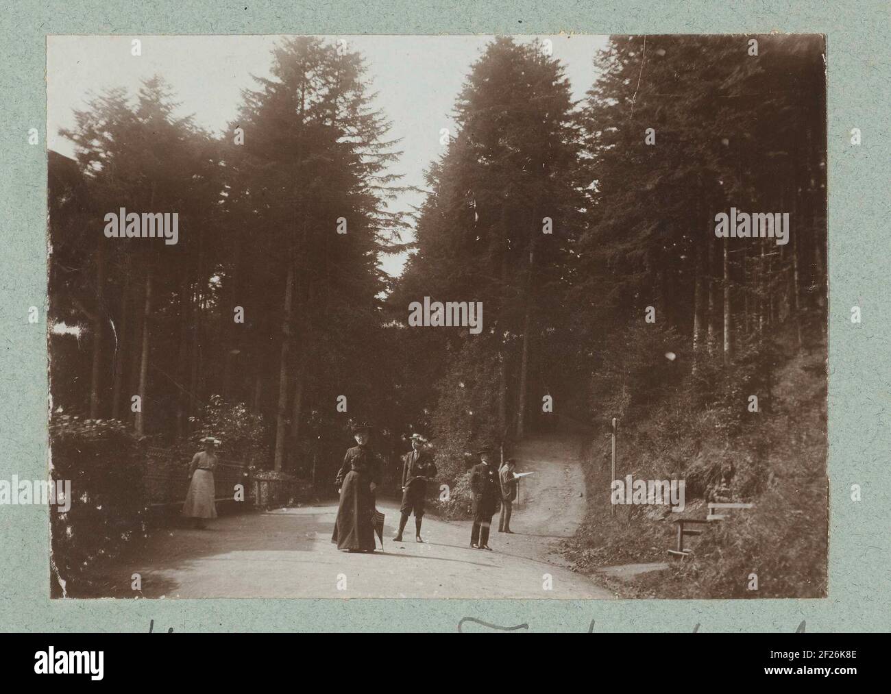Walking people on the street.; Thuringia Herzugsweg Friedrichroda 1903 ...
