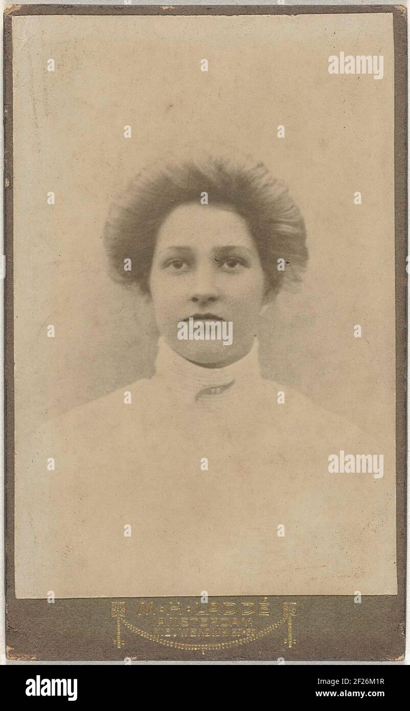 Studio portrait of woman, bust Stock Photo - Alamy