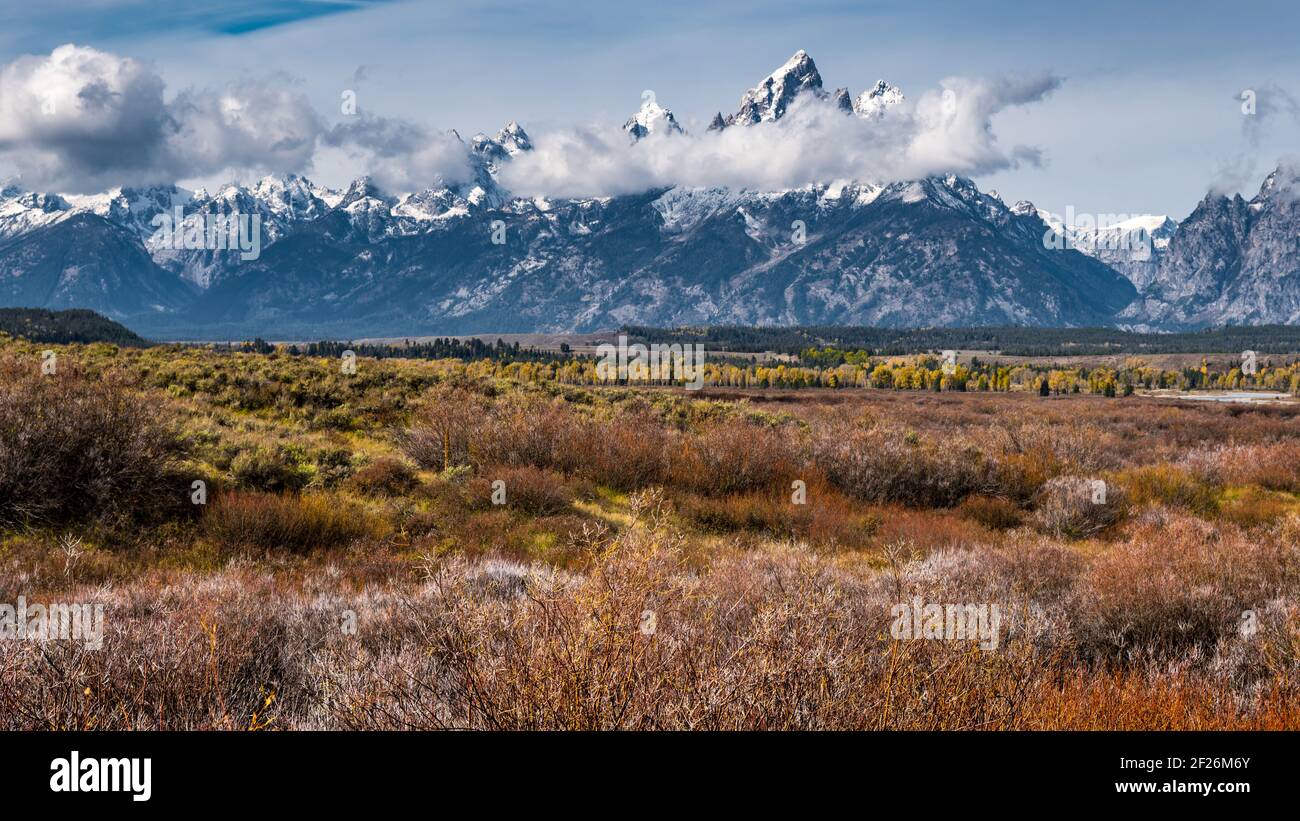 Grand range hi-res stock photography and images - Alamy