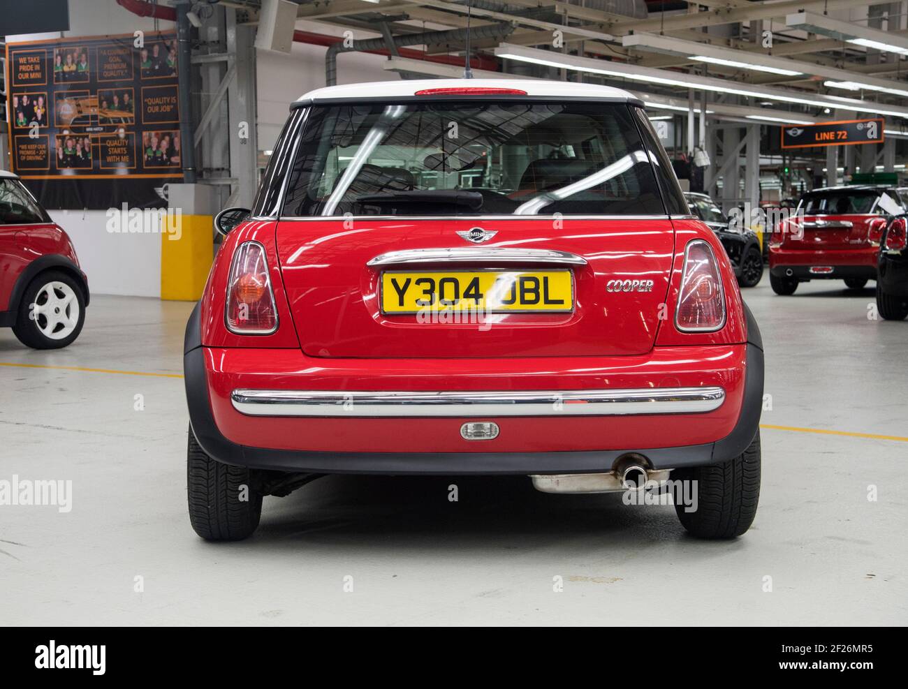 Early (April) 2001 pre-production R50 shape BMW MINI Coopers at the ...