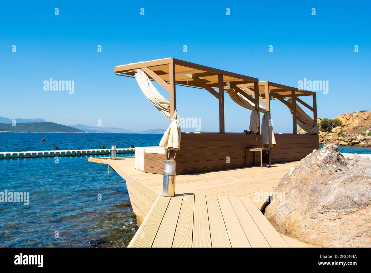 Wooden beach chalet hi-res stock photography and images - Alamy