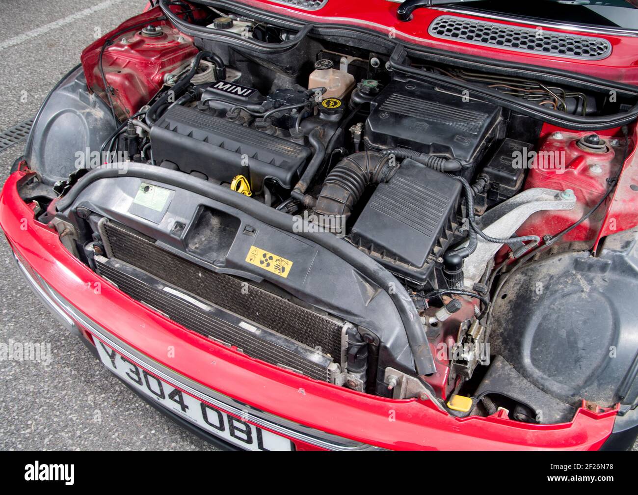 Early (April) 2001 pre-production R50 shape BMW MINI Coopers at the ...