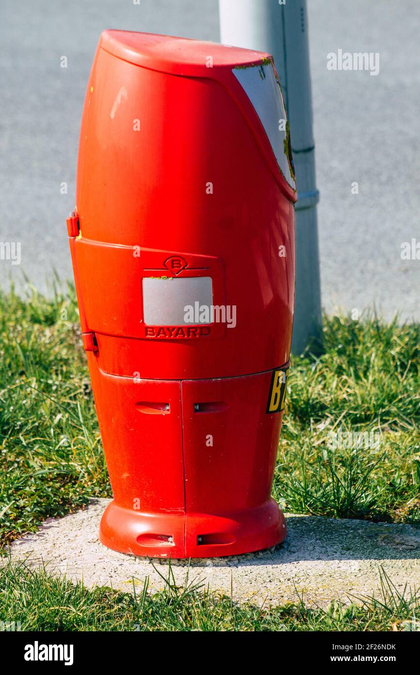 European fire hydrant france hi-res stock photography and images - Alamy