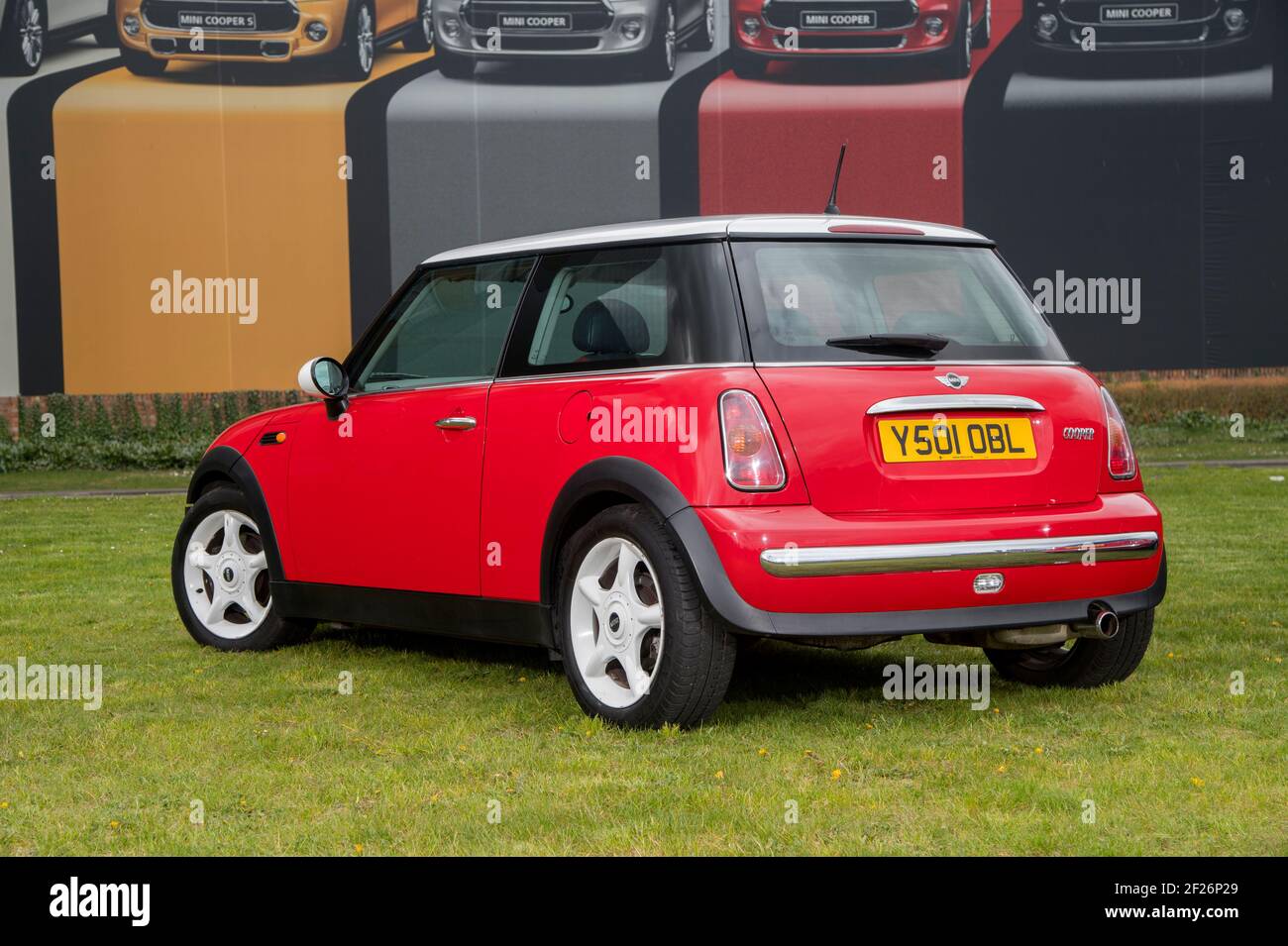 Early (April) 2001 pre-production R50 shape BMW MINI Coopers at the ...