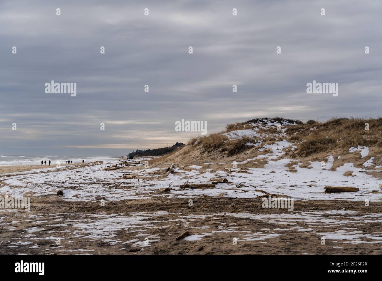 Montauk montauk beach covered by snow hi-res stock photography and ...