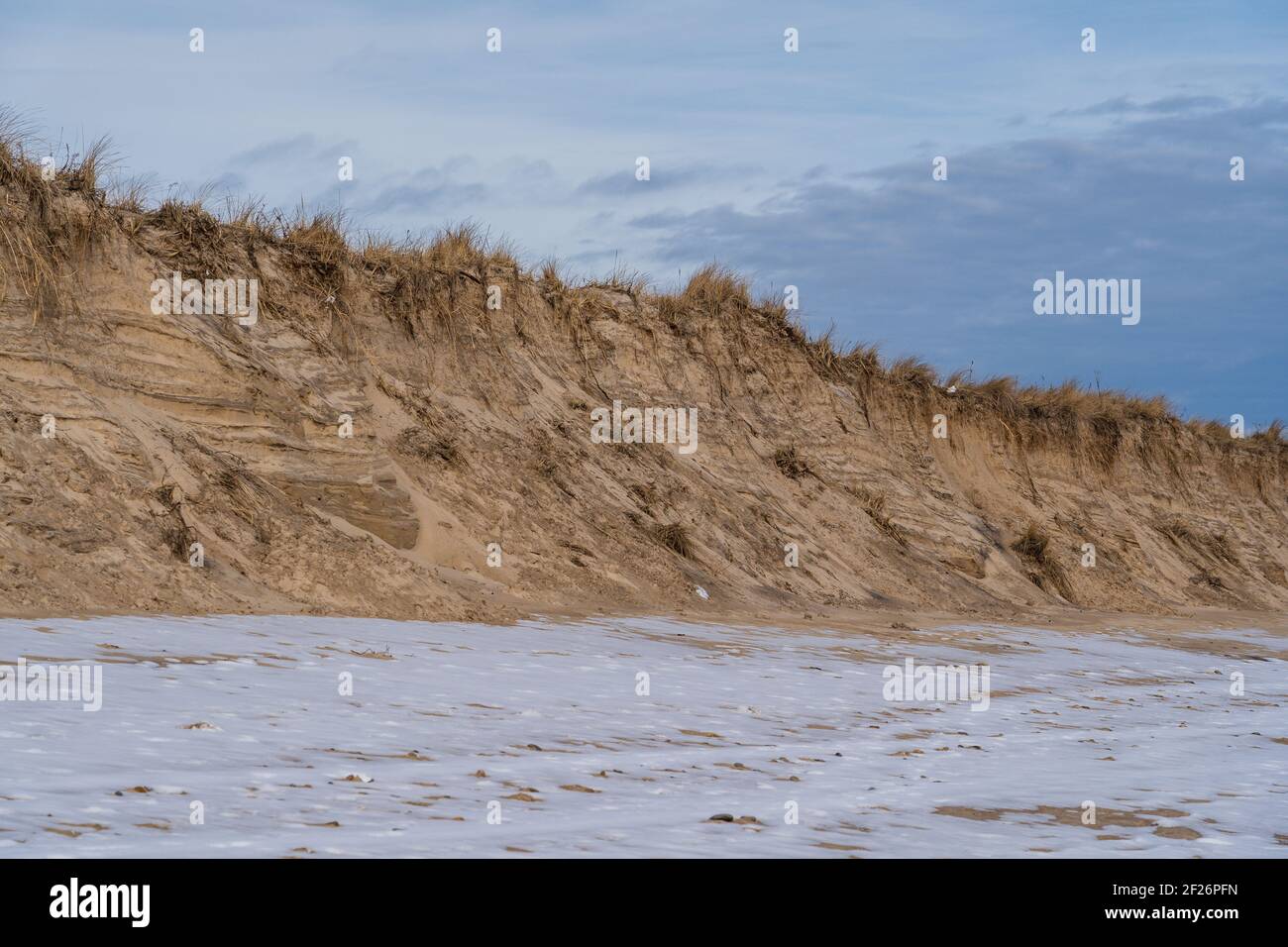 The sand dunes in Montauk during the winter, covered in snow Stock ...