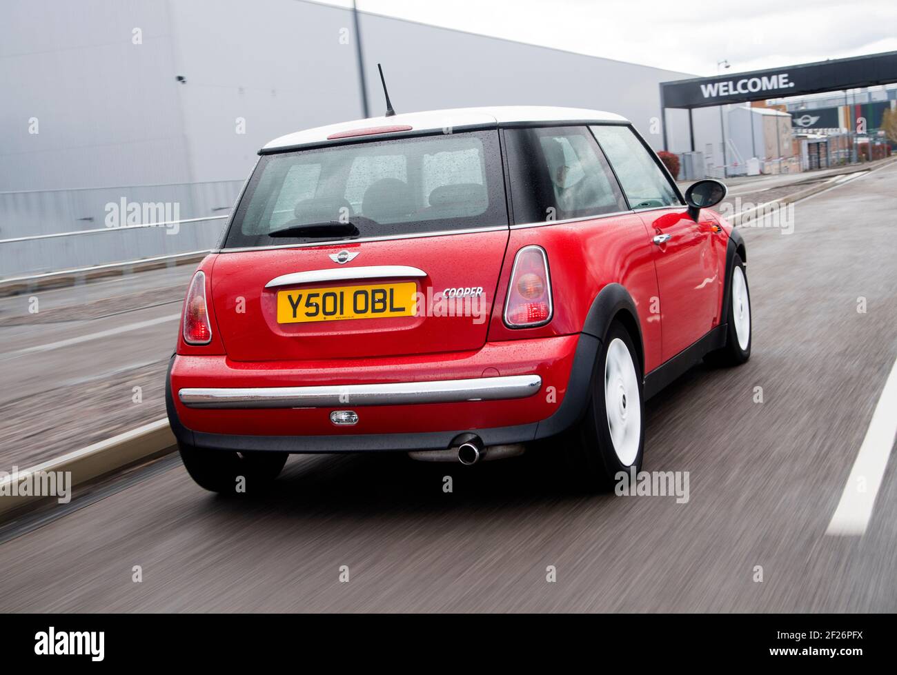 Early (April) 2001 pre-production R50 shape BMW MINI Coopers at the ...