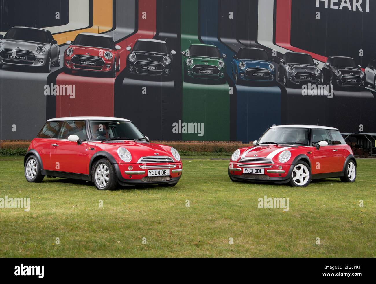 Early (April) 2001 pre-production R50 shape BMW MINI Coopers at the ...