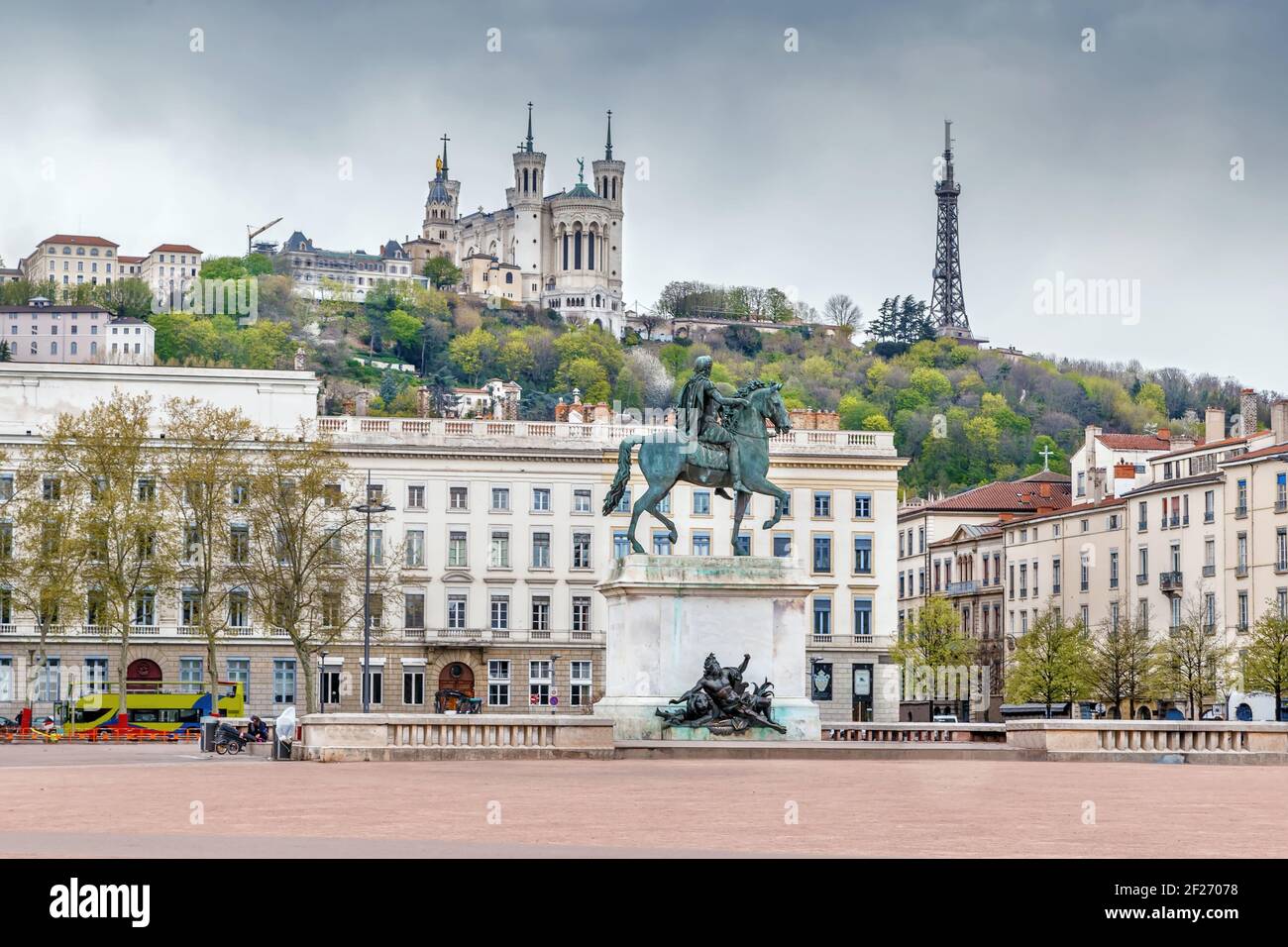 Place bellecour square hi-res stock photography and images - Alamy