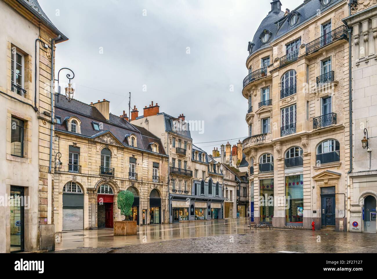 Old view of dijon france hi-res stock photography and images - Alamy