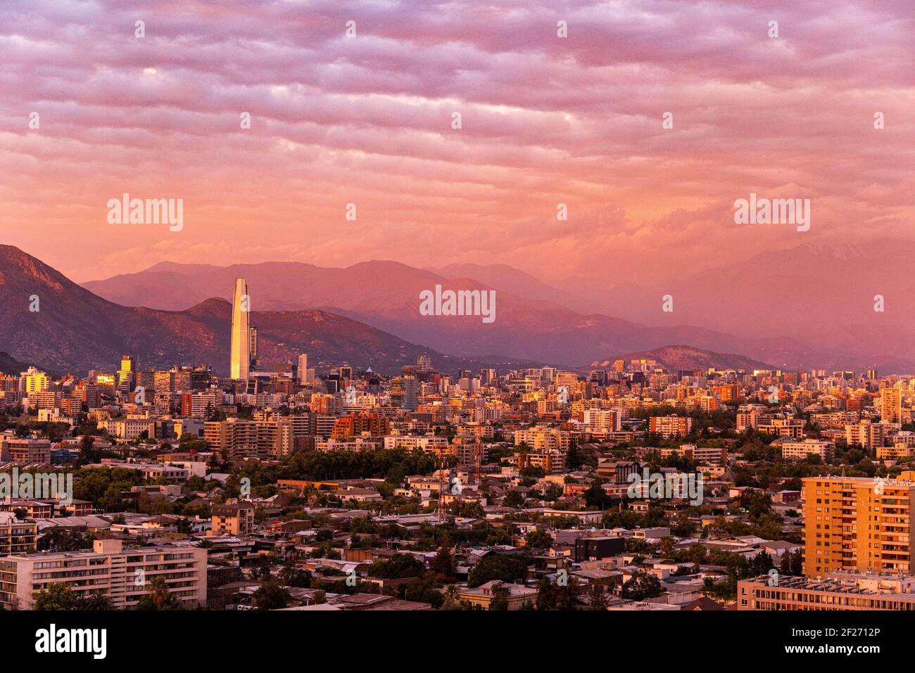 Santiago de chile city hi-res stock photography and images - Alamy