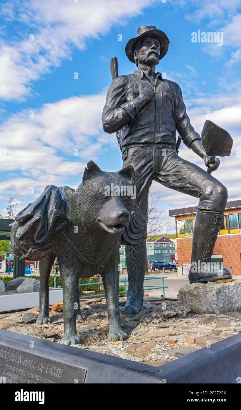 Canada, Yukon, Whitehorse, statue pays tribute to Yukon prospectors ...