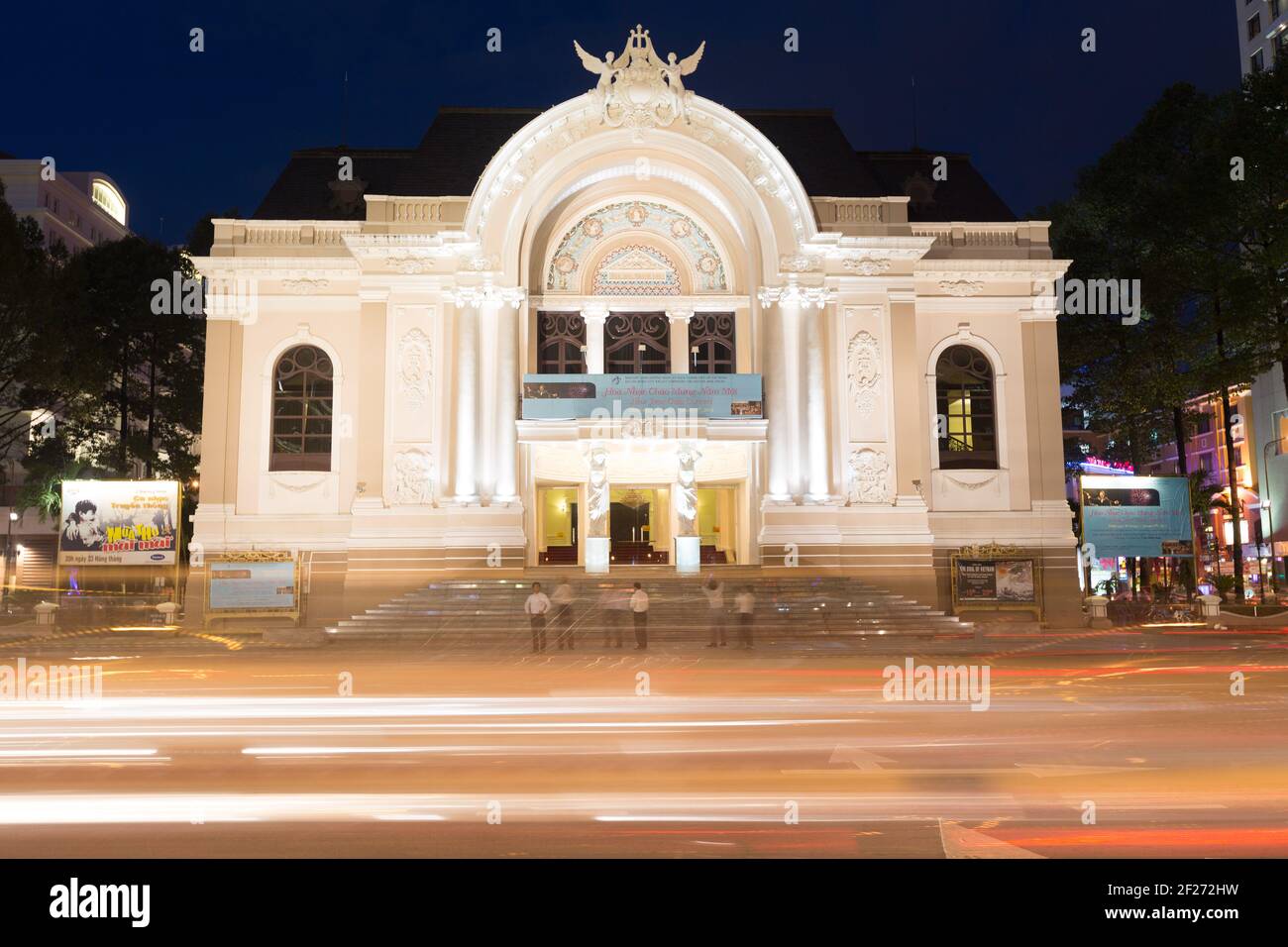 Colonial theatre opera house theater hi-res stock photography and ...