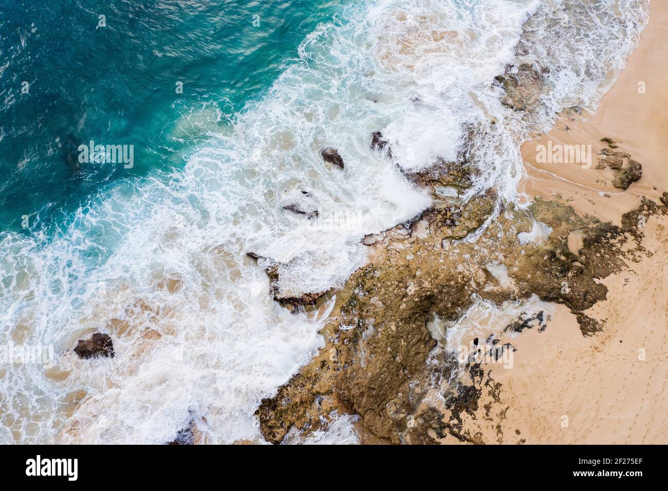Blue ocean aerial oahu hi-res stock photography and images - Alamy