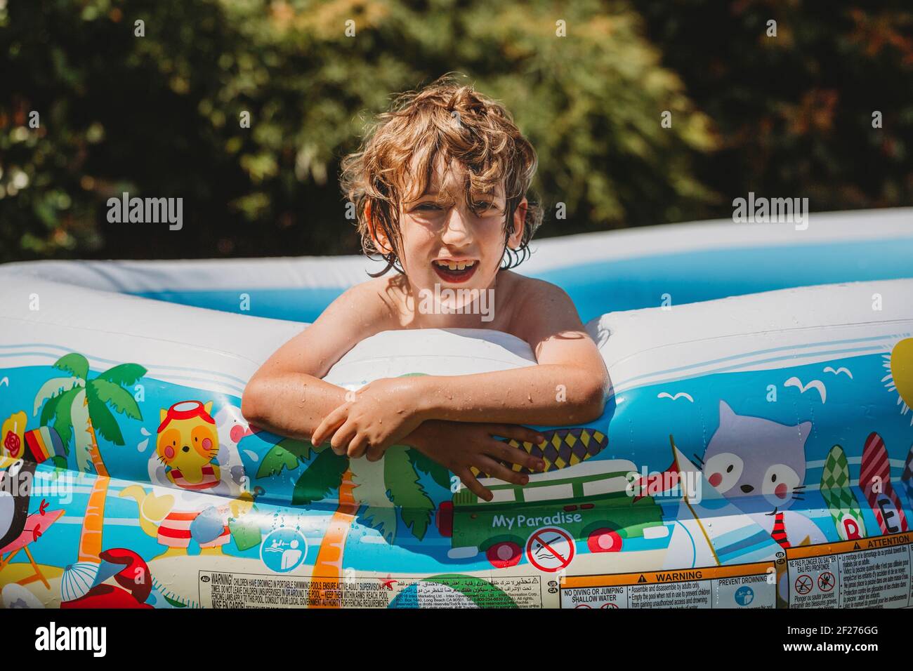 Short curly hair boy hi-res stock photography and images - Alamy