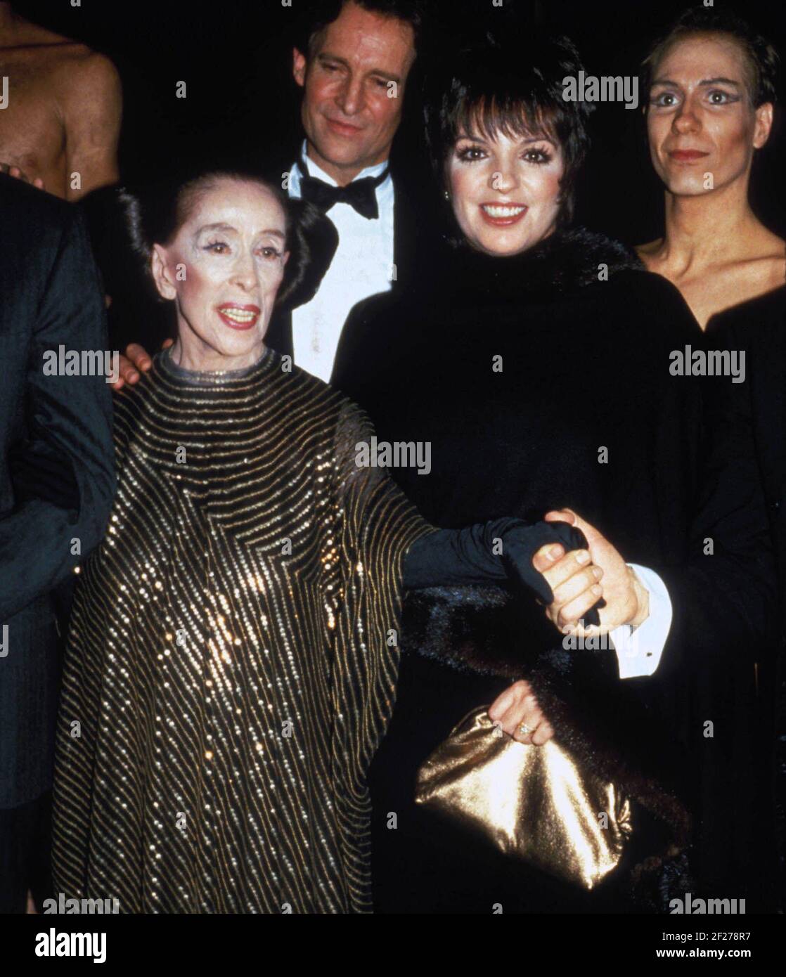 Martha Graham Liza Minnelli 1985 Photo by Adam Scull-PHOTOlink.net Stock Photo - Alamy