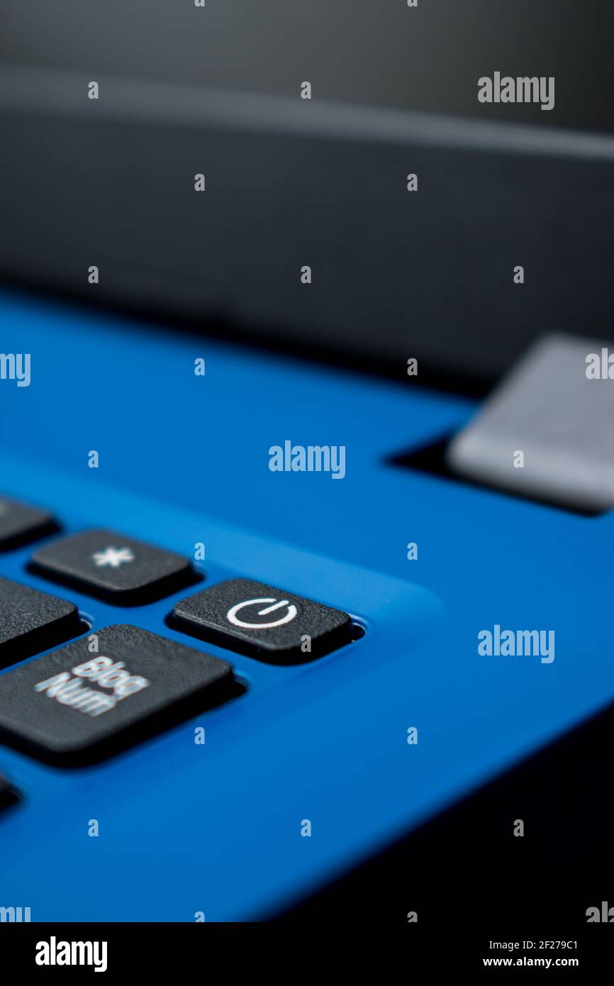 Power button computer hi-res stock photography and images - Alamy