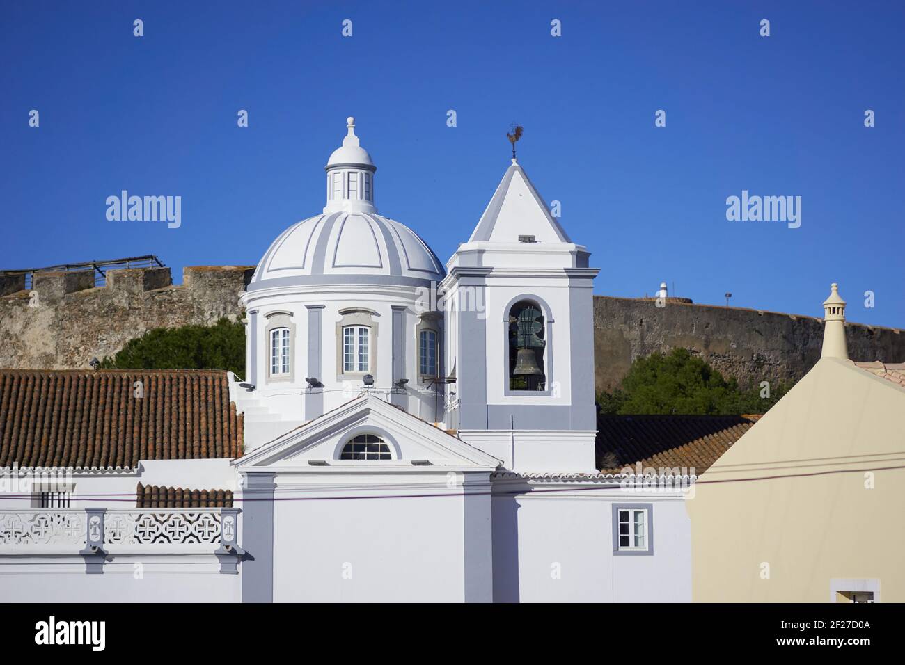 Traditional architecture in castro marim hi-res stock photography and ...