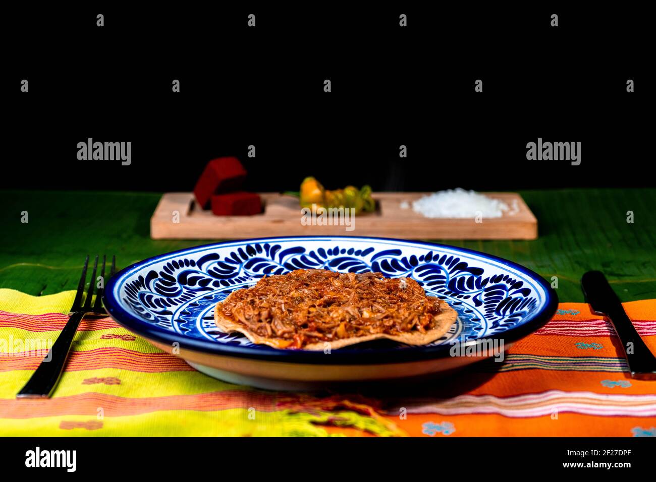 Tostada mexicana hi-res stock photography and images - Alamy