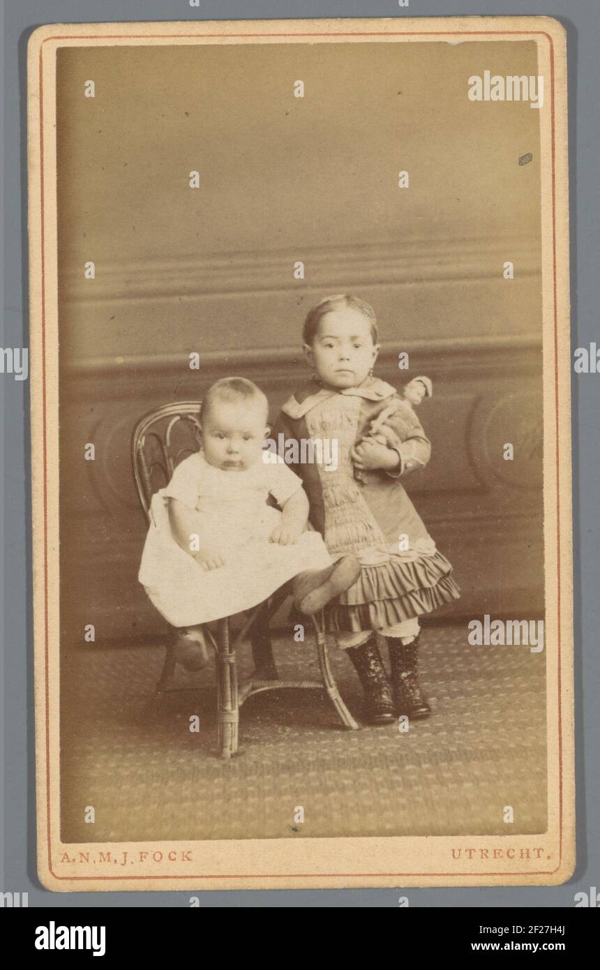 Two children portrait Stock Photo - Alamy