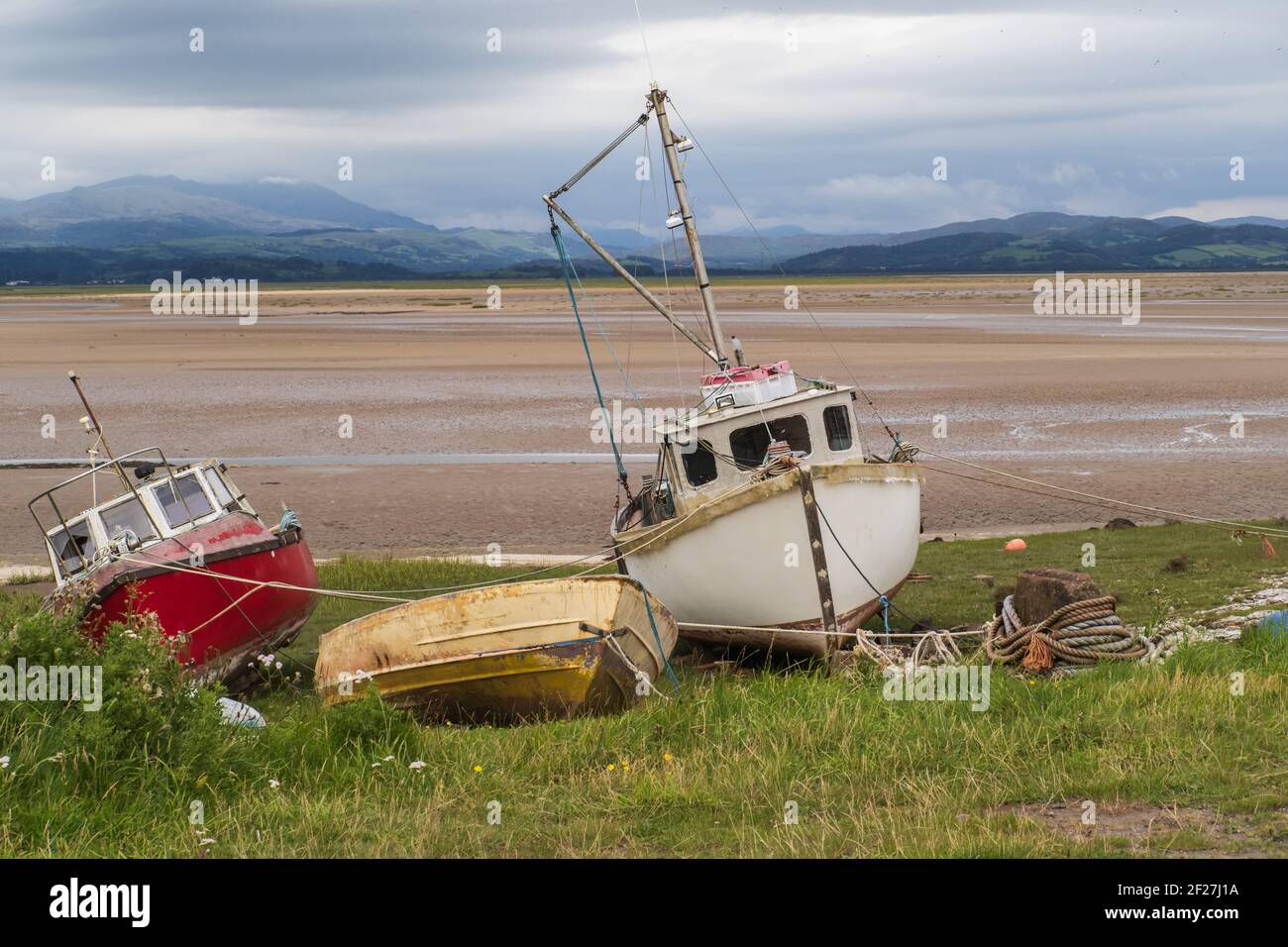 The village of Haverigg lies on the Duddon Estuary a short distance ...