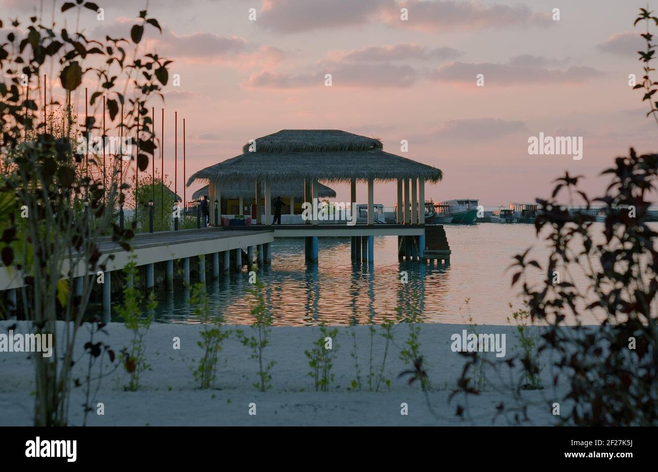 Rest midday hi-res stock photography and images - Alamy