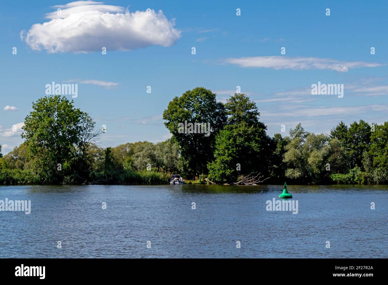 River floss hi-res stock photography and images - Alamy