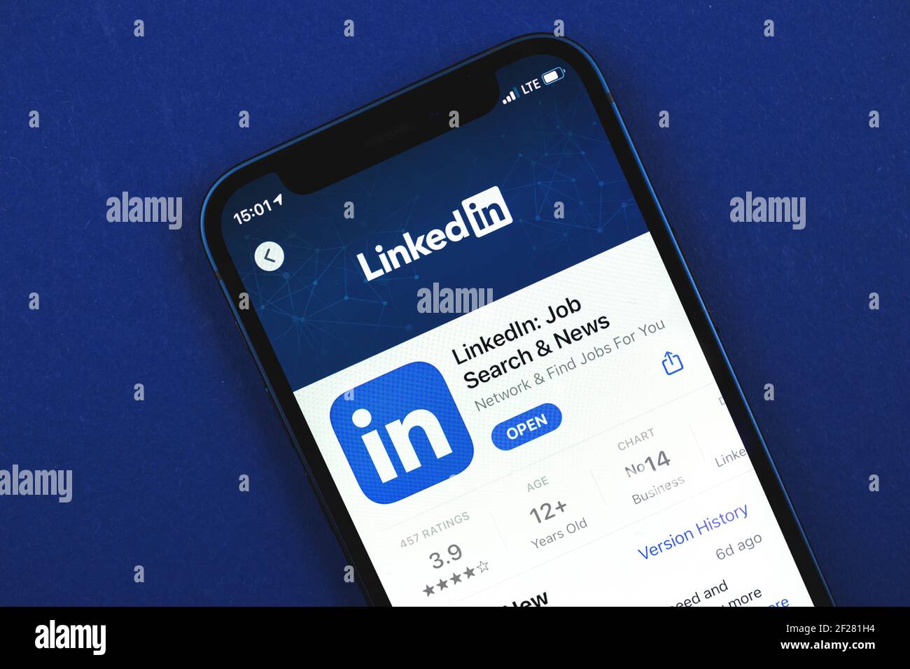 Linkedin background photo hi-res stock photography and images - Alamy