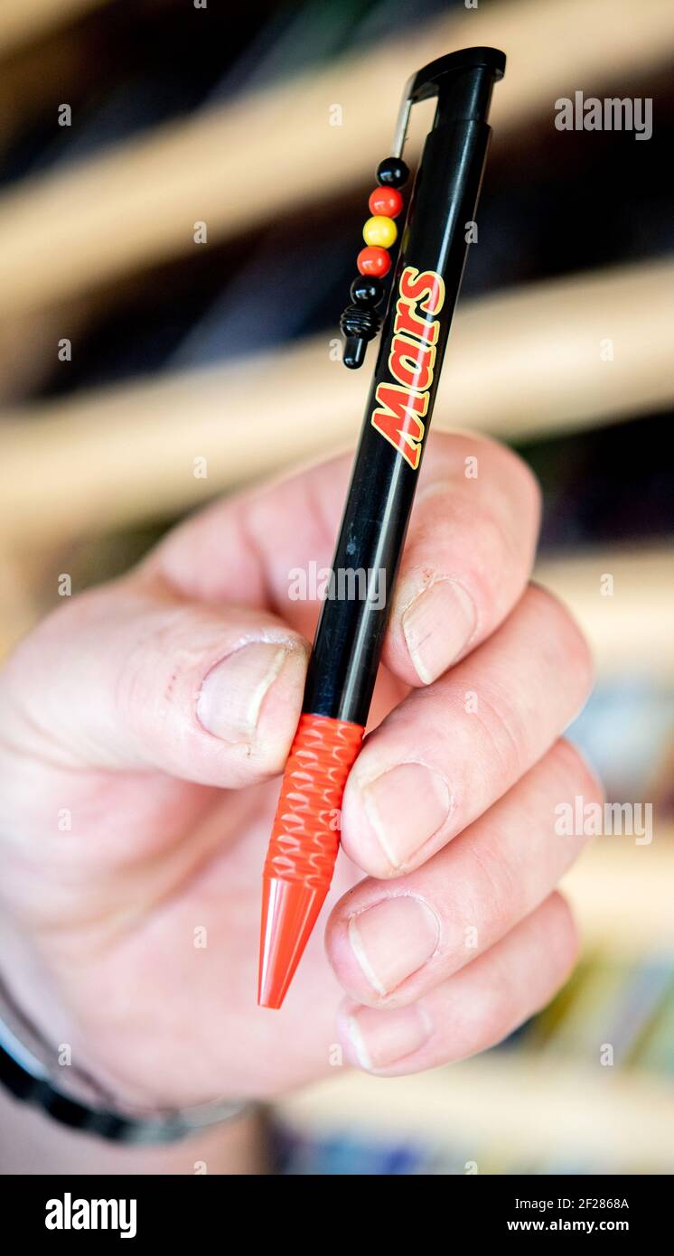 Guinness world record logo hi-res stock photography and images - Alamy