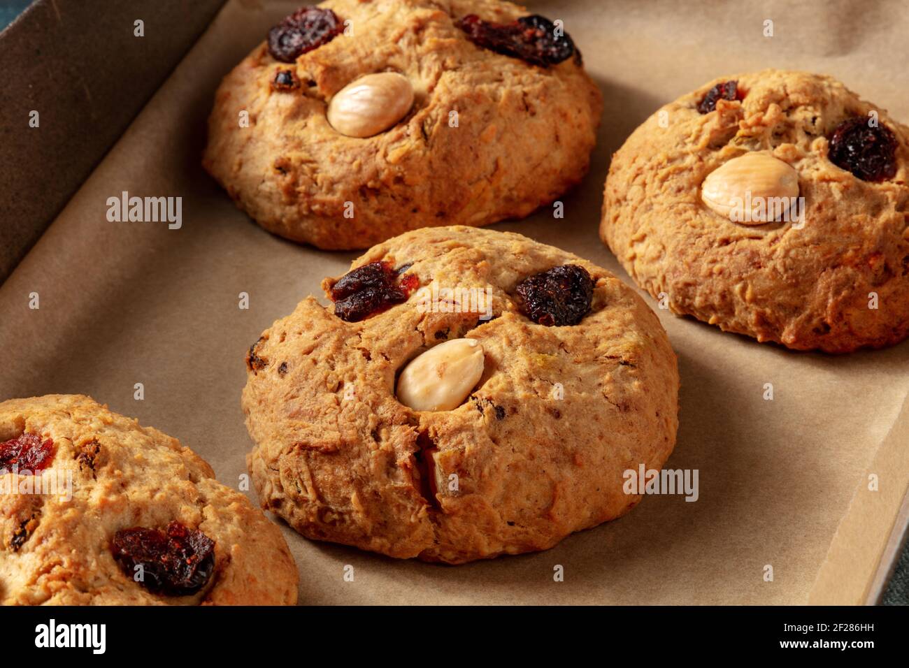 Rock cookie hi-res stock photography and images - Alamy