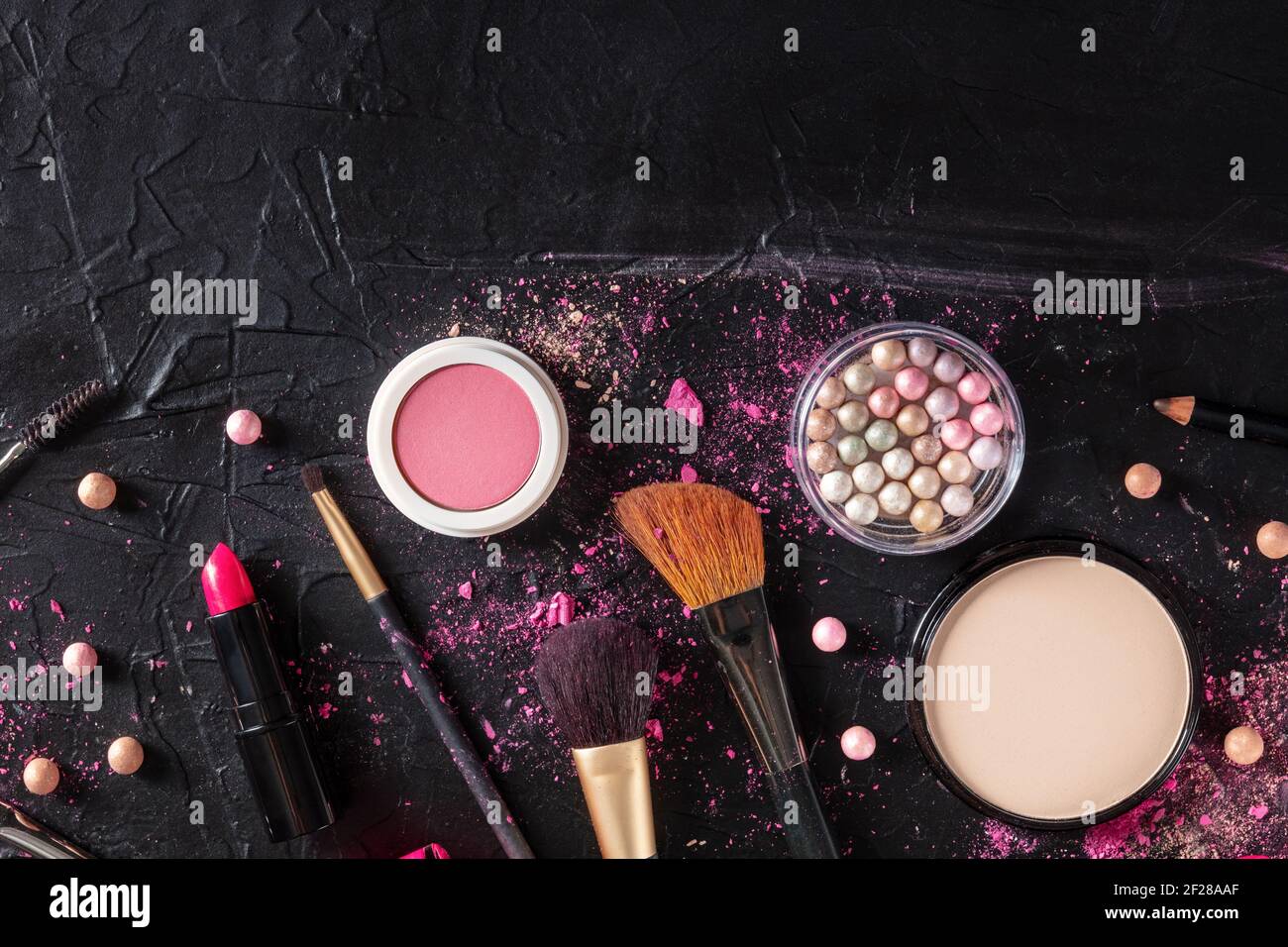 Make Up Items Wallpaper