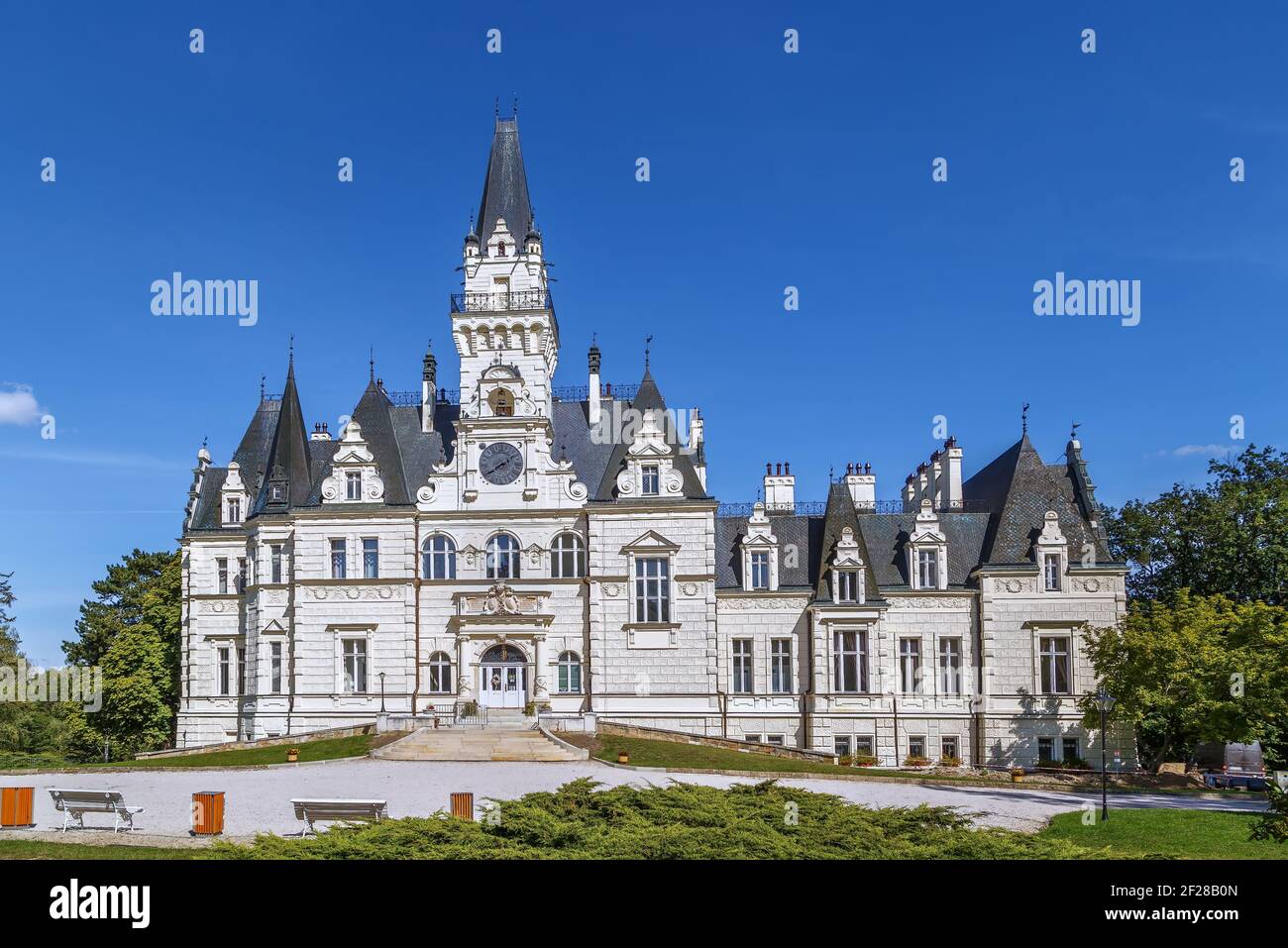 Slovakia mansion hi-res stock photography and images - Alamy