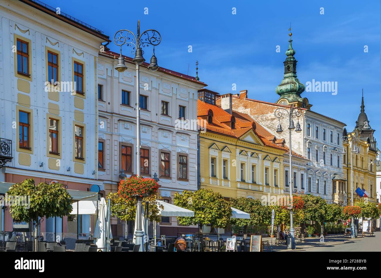 Snp square hi-res stock photography and images - Alamy