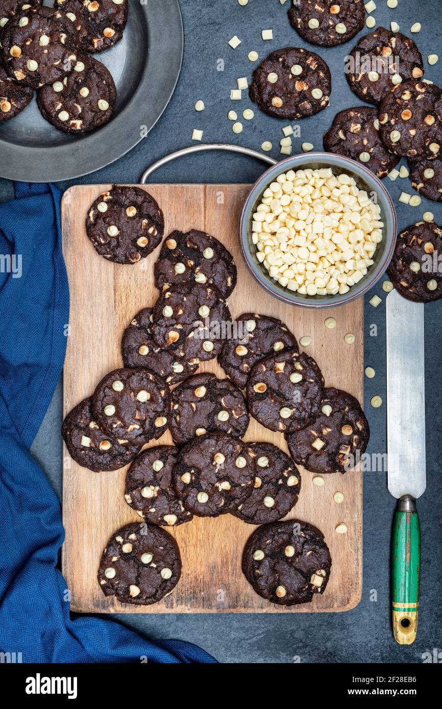 Homemade white chocolate chip cookies. Inside out chocolate chip ...
