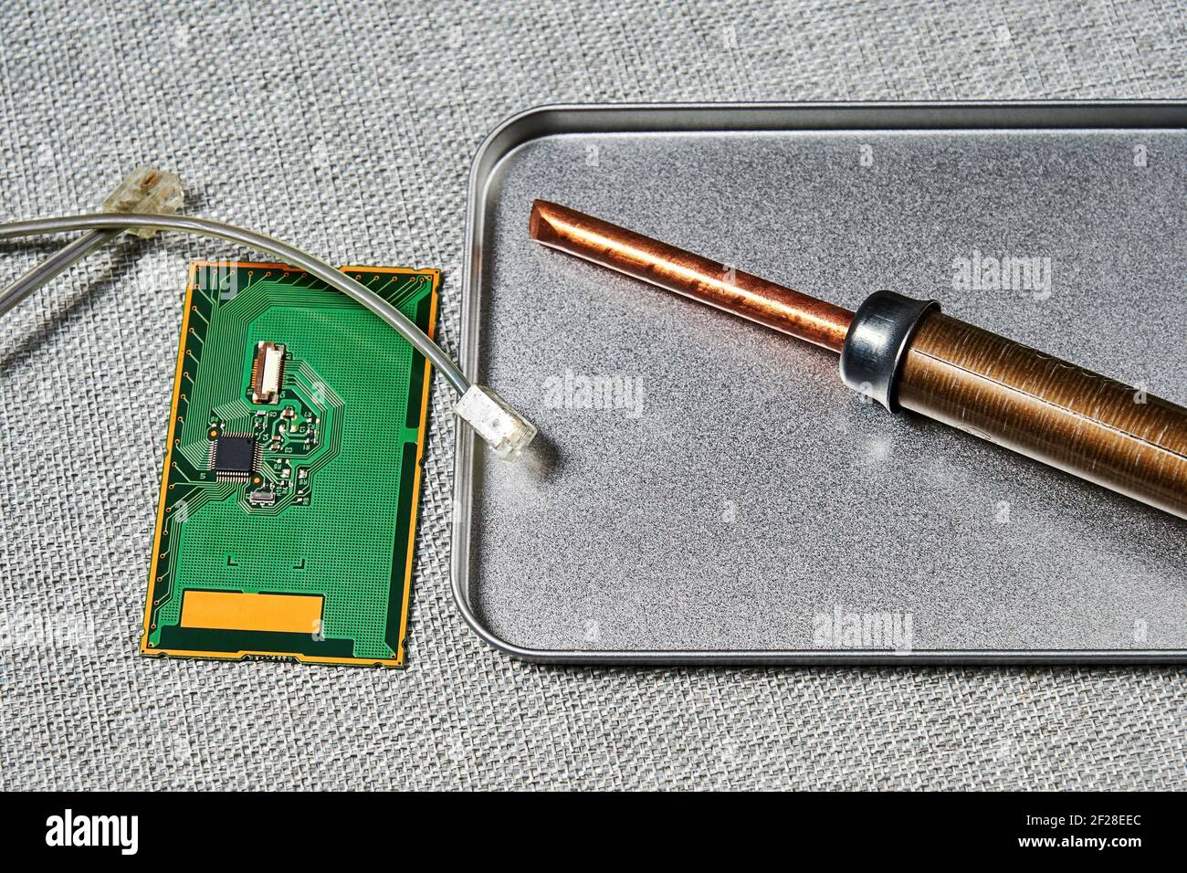 Pcb connector hi-res stock photography and images - Alamy