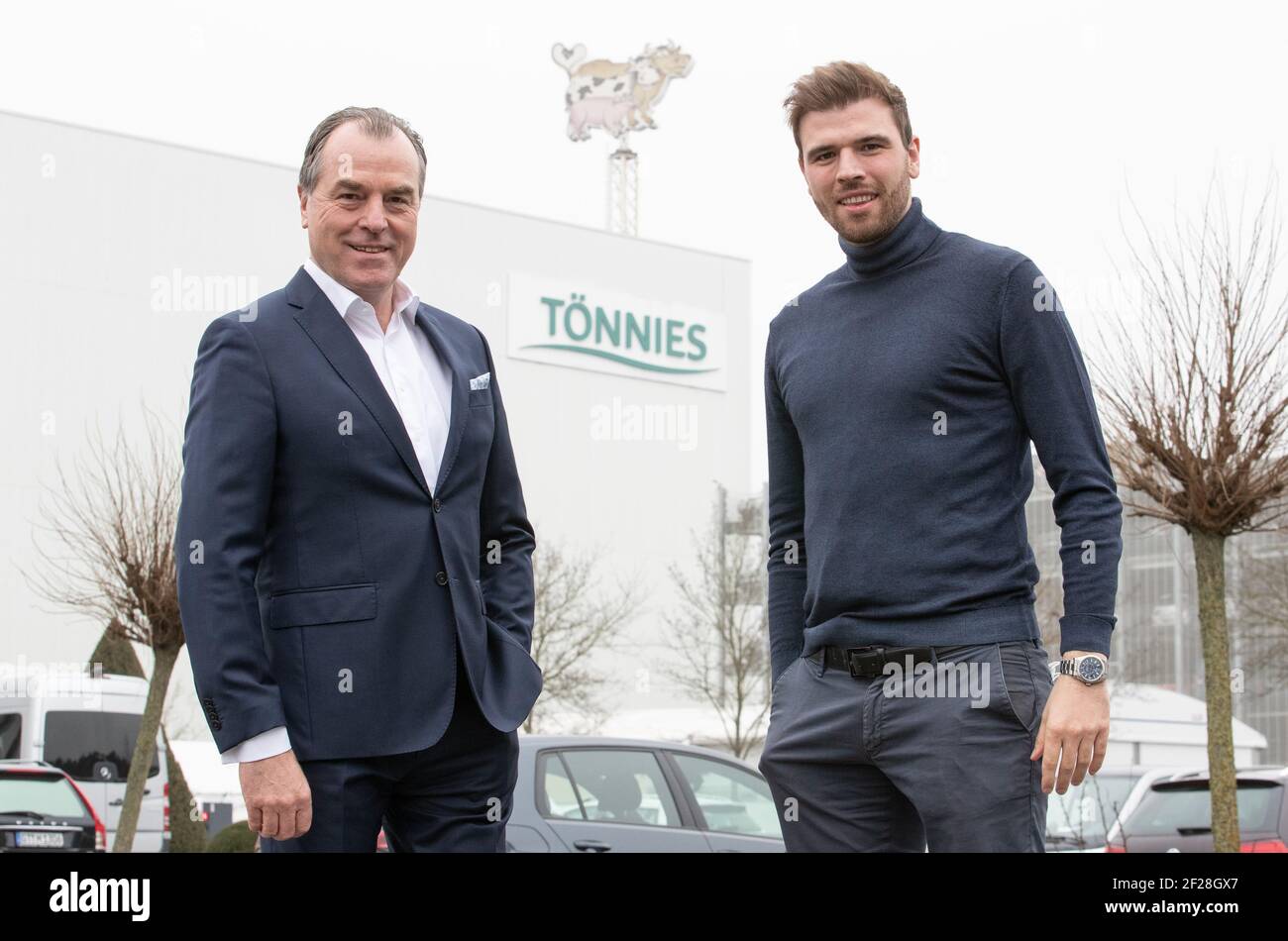 04 March 2021, North Rhine-Westphalia, Rheda-Wiedenbrück: The co-owner ...