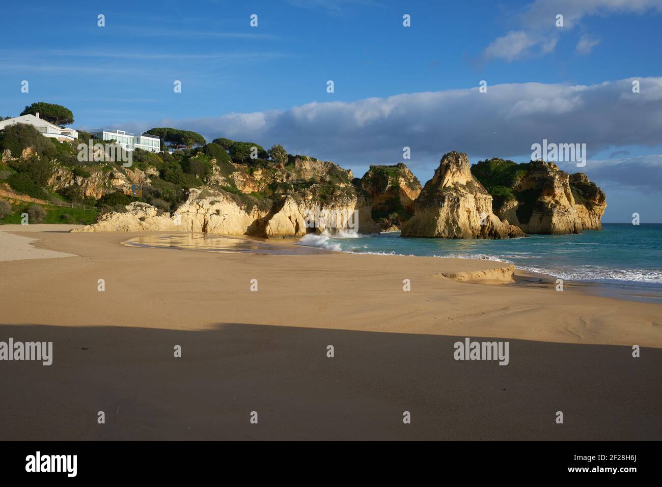 Alvor beach beaches empty hi-res stock photography and images - Alamy