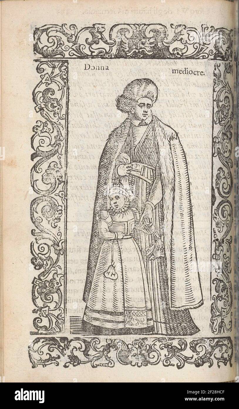 Mediocre woman; Ancient habits, modern et worldwide Stock Photo - Alamy