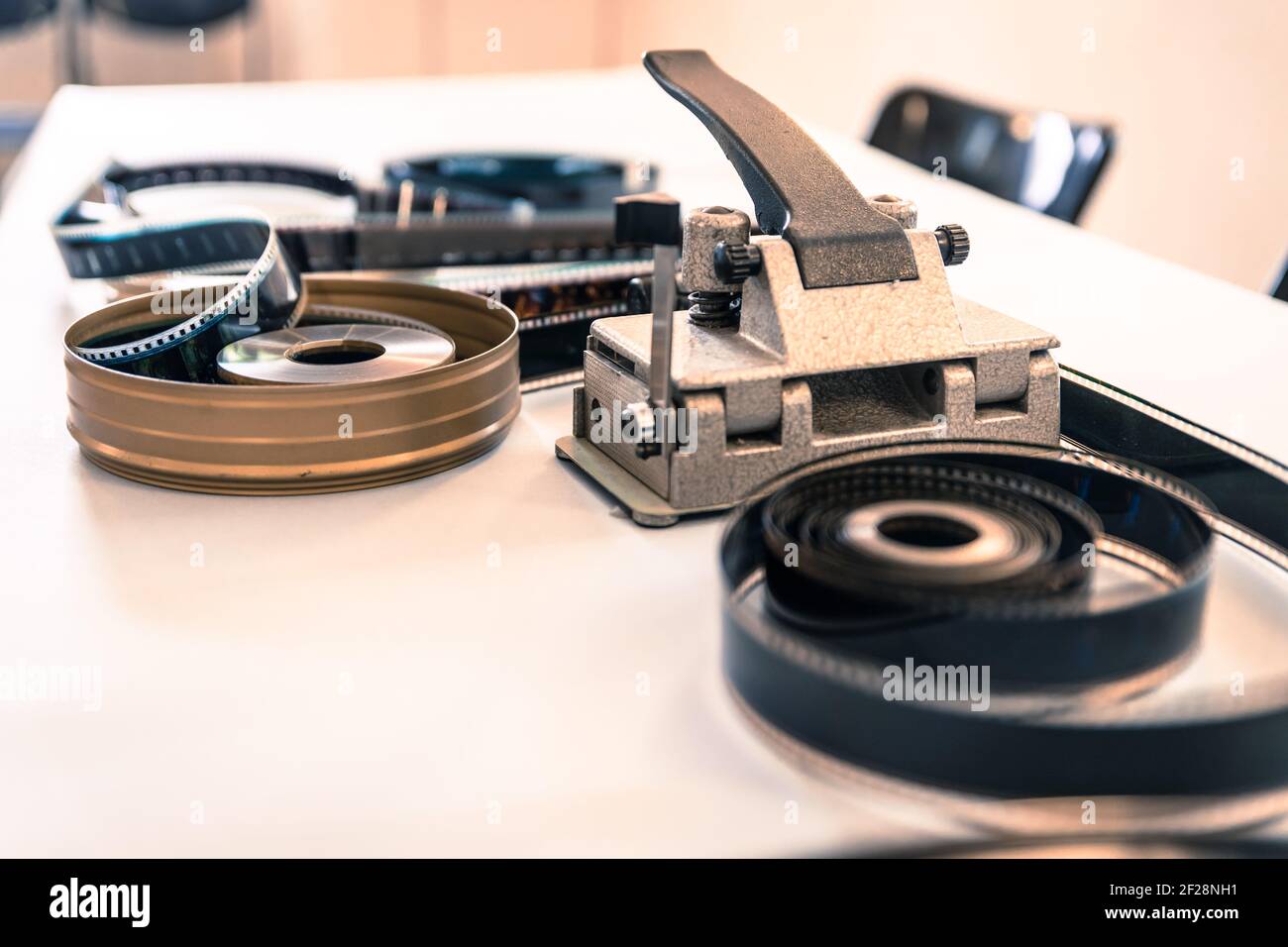 Film cutting table hi-res stock photography and images - Alamy